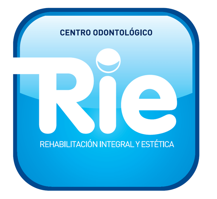 Logo cuadrado Rie – Rehabilitación Integral y Estética